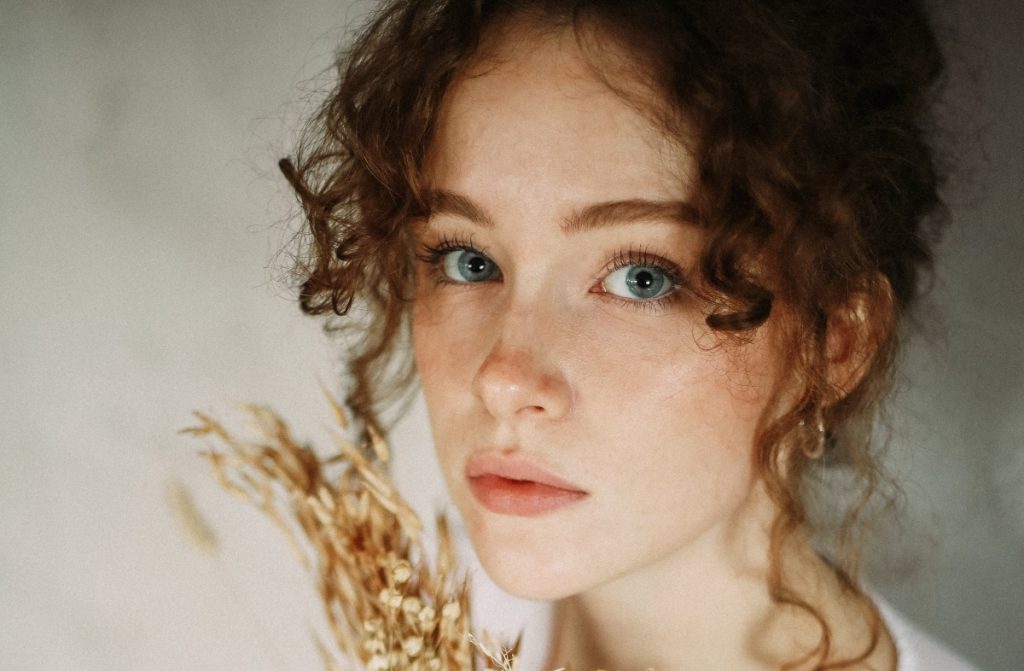 5 Tratamientos Definitivos para el Cabello Seco y Maltratado – Mindfit.club